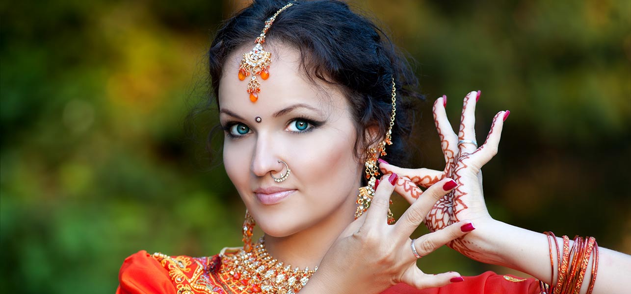 Top 10 Bollywood Bridal Makeup Looks | Make Up Tips
